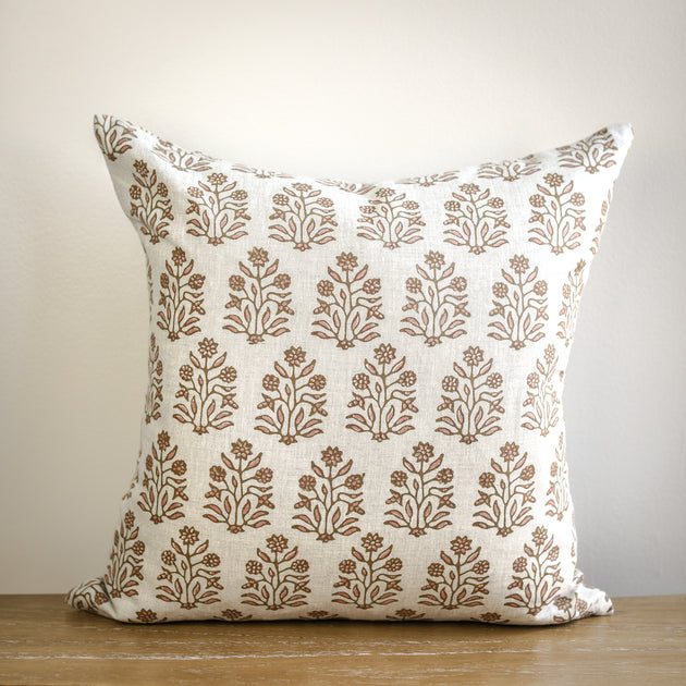 Amer Musk Linen Pillow – Park and Oak Collected